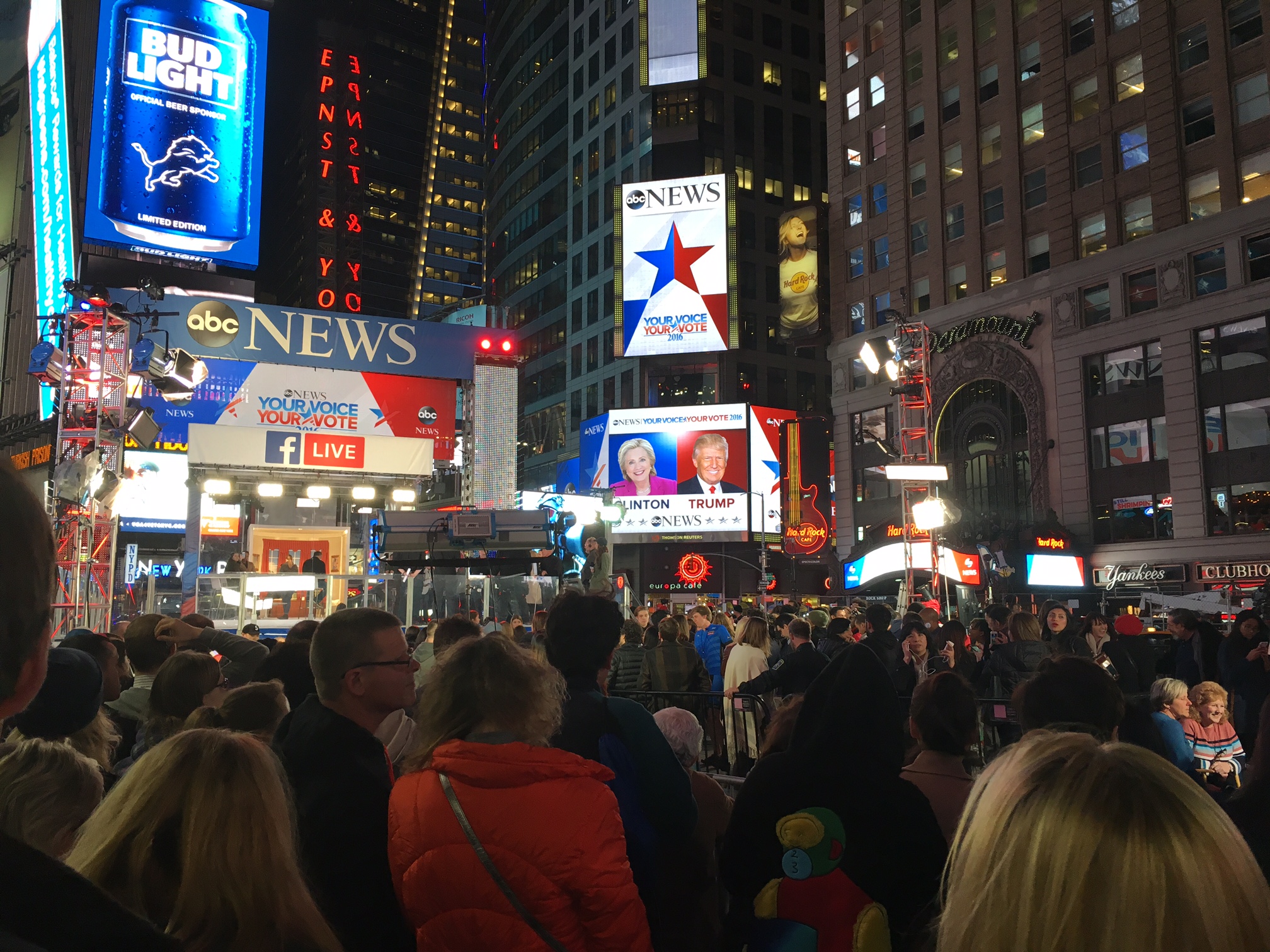 Scenes from Election 2016: NYC and Its Suburbs - NY City Lens